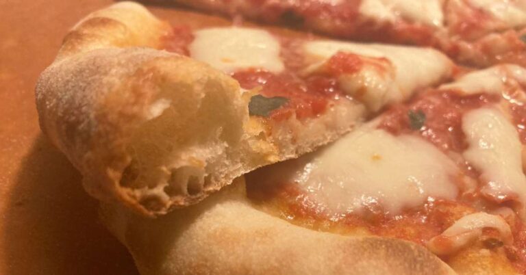 How To Make AUTHENTIC Neapolitan Pizza At Home—Easy, Cheap, and ...