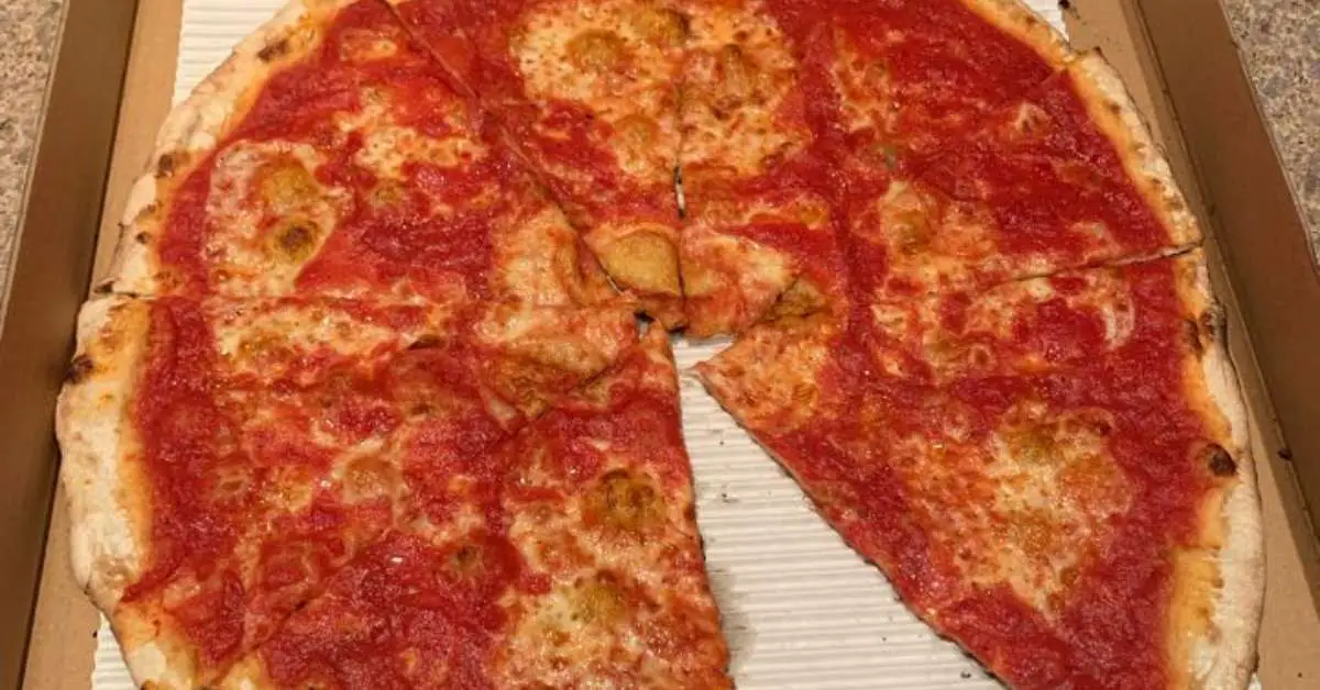 What is Pizza? A Comprehensive Guide to (possibly) the World's Most ...
