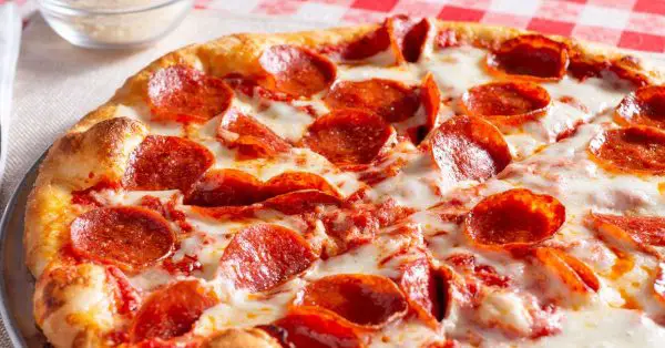 What is Pizza? A Comprehensive Guide to (possibly) the World's Most ...
