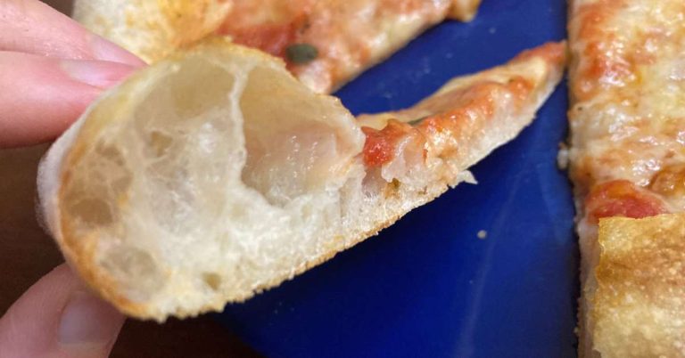 Why Your Pizza Crust Isn't Browning - How to Avoid Pale Pizza Crust (6 ...